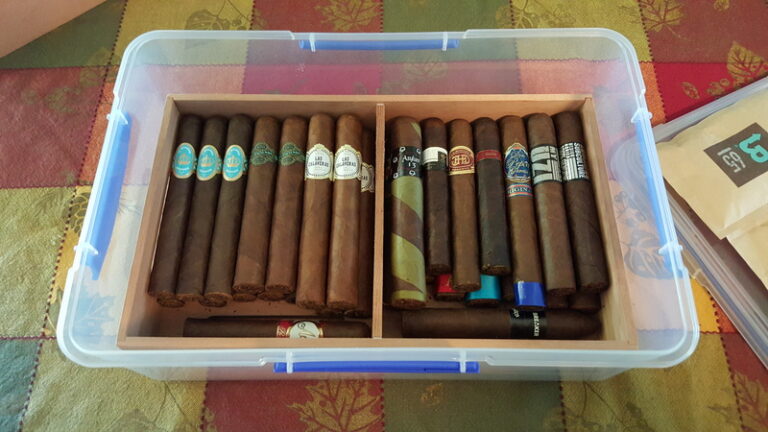 How Many Cigars In A Box: A Comprehensive Guide - Cigar Reviews